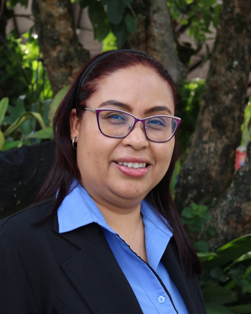 Carolina Reinis – Colegio Bilingüe Anglo Americano